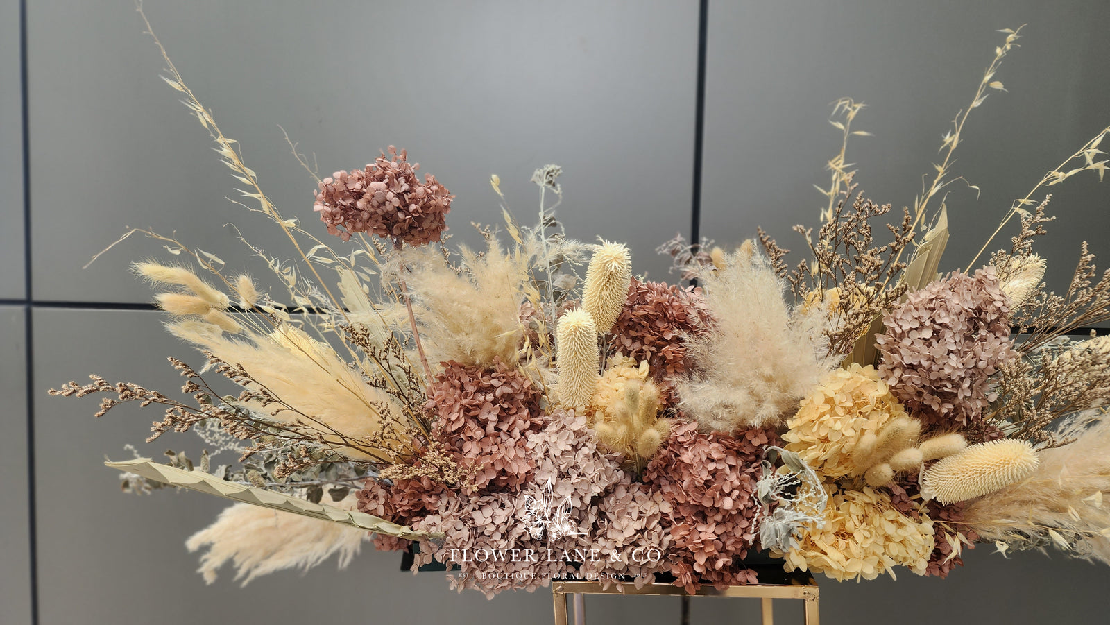 Reception Flowers – Flower Lane & Co