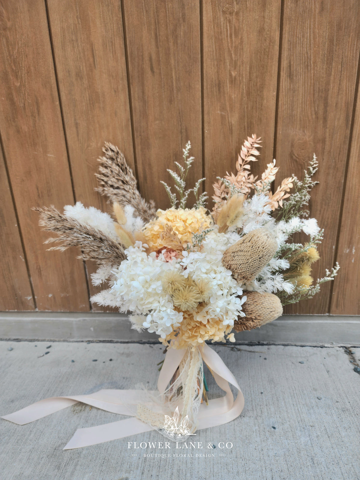 Bouquets – Flower Lane & Co